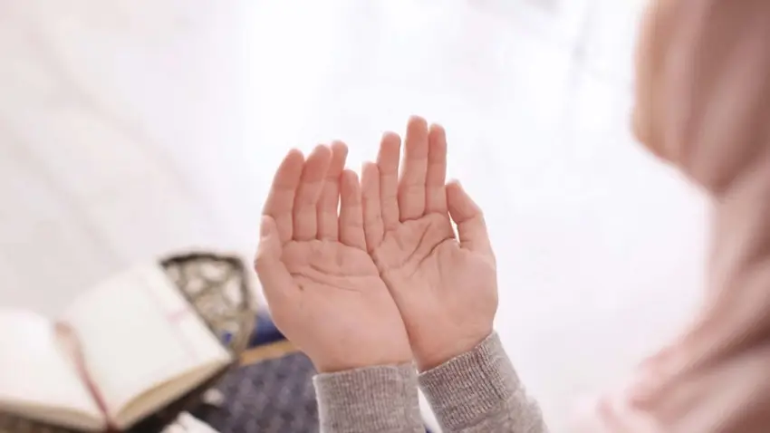 Doa Yang Diajarkan Kepada Fatimah - Islam Hidupku